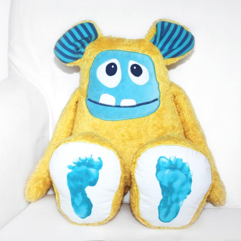 Monster plush pattern + embroidery patterns ⋆ kullaloo CA Inc.